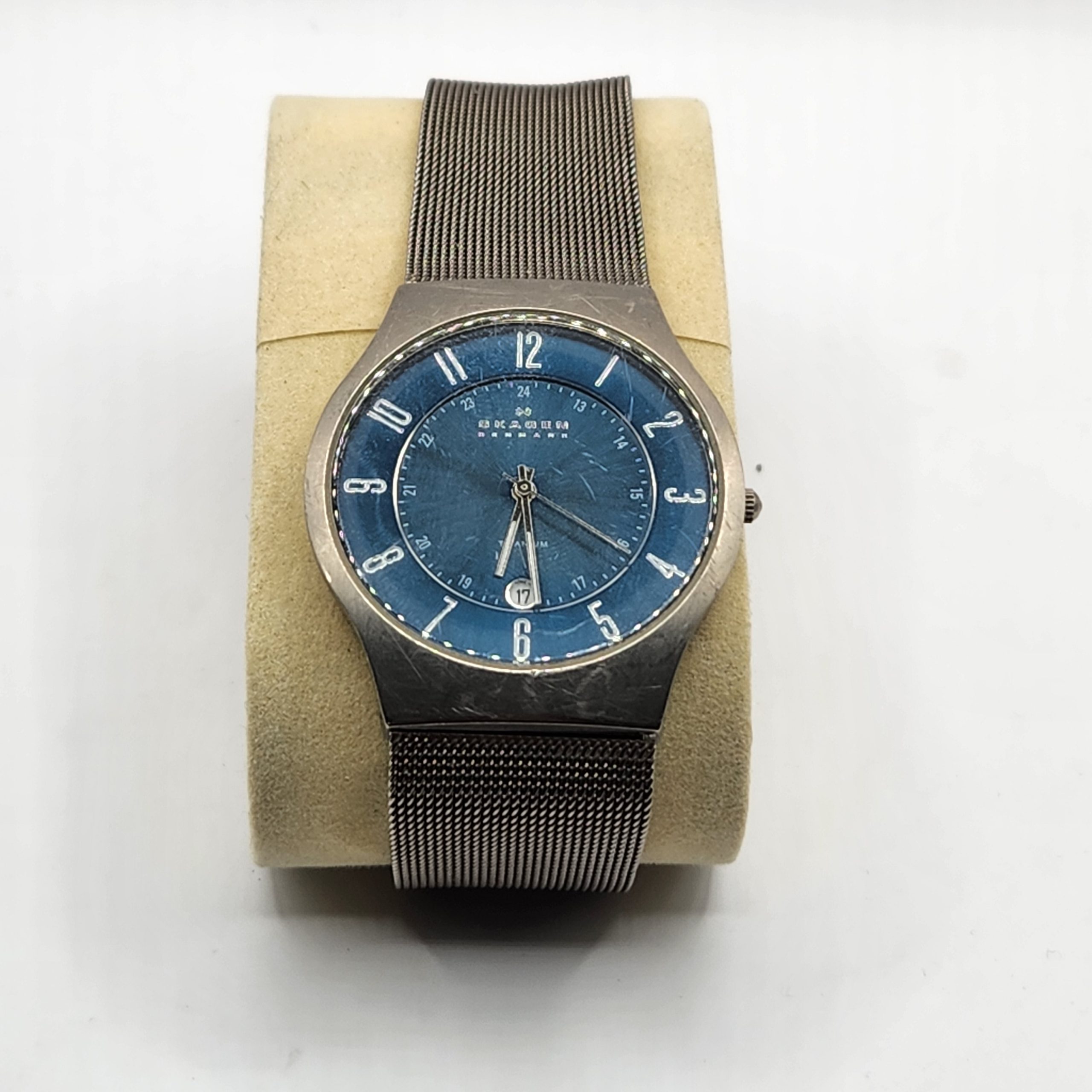 Skagen Grise Danmark | Prix 50.00 CHF | Bijoux et Montres, Montres ...